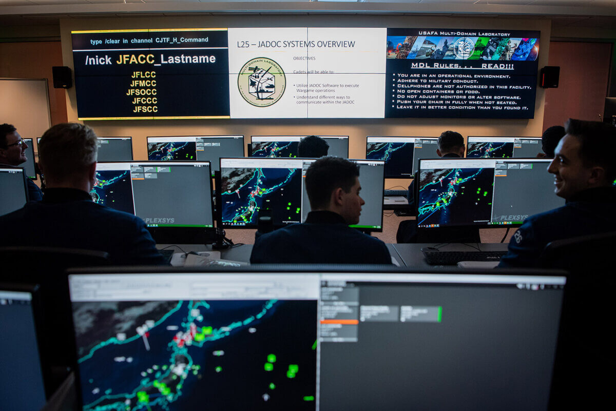 Multi-Domain Lab offers realistic view of war operations • United ...